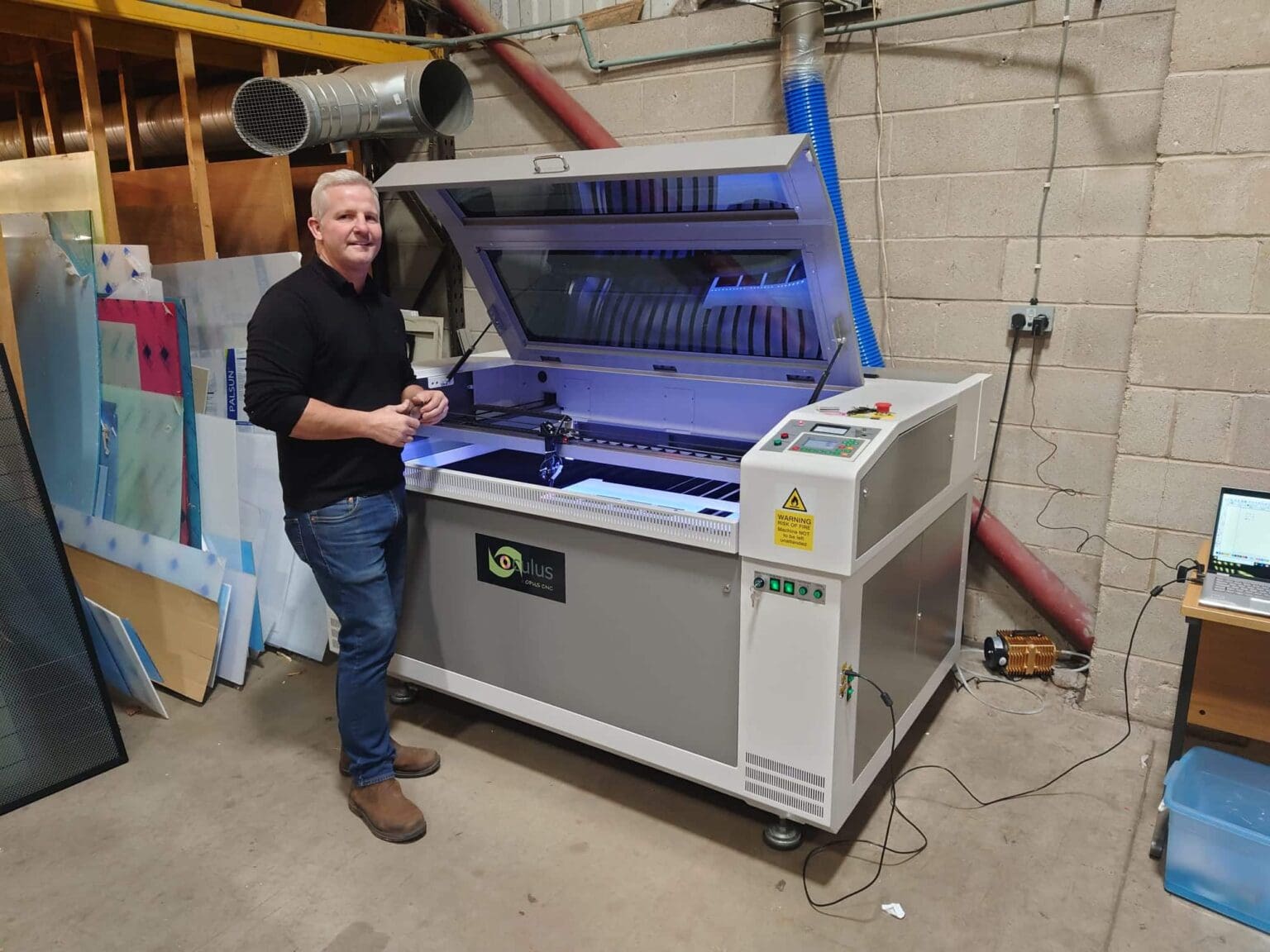 Oculus Free-Standing Lasers - UK Based | CO2 Laser Machines