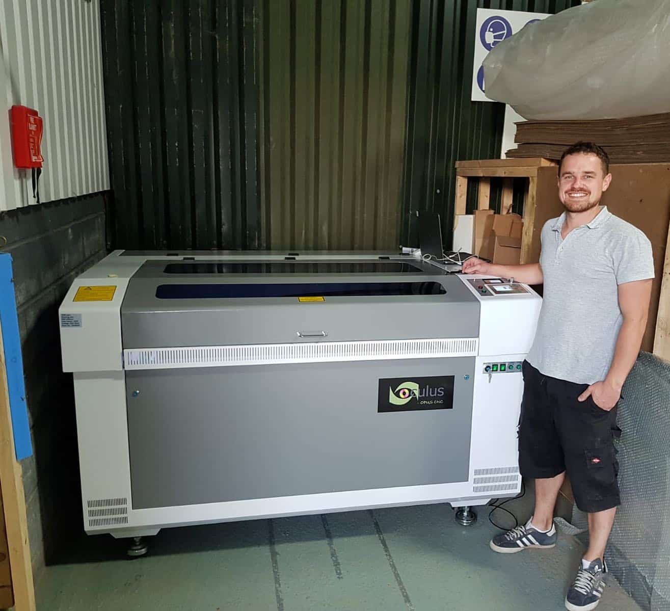 Oculus Free-Standing Lasers - UK Based |CO2 Laser Cutting Machines